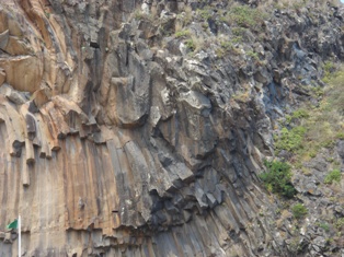 Columnar jointing | GeologyRocks